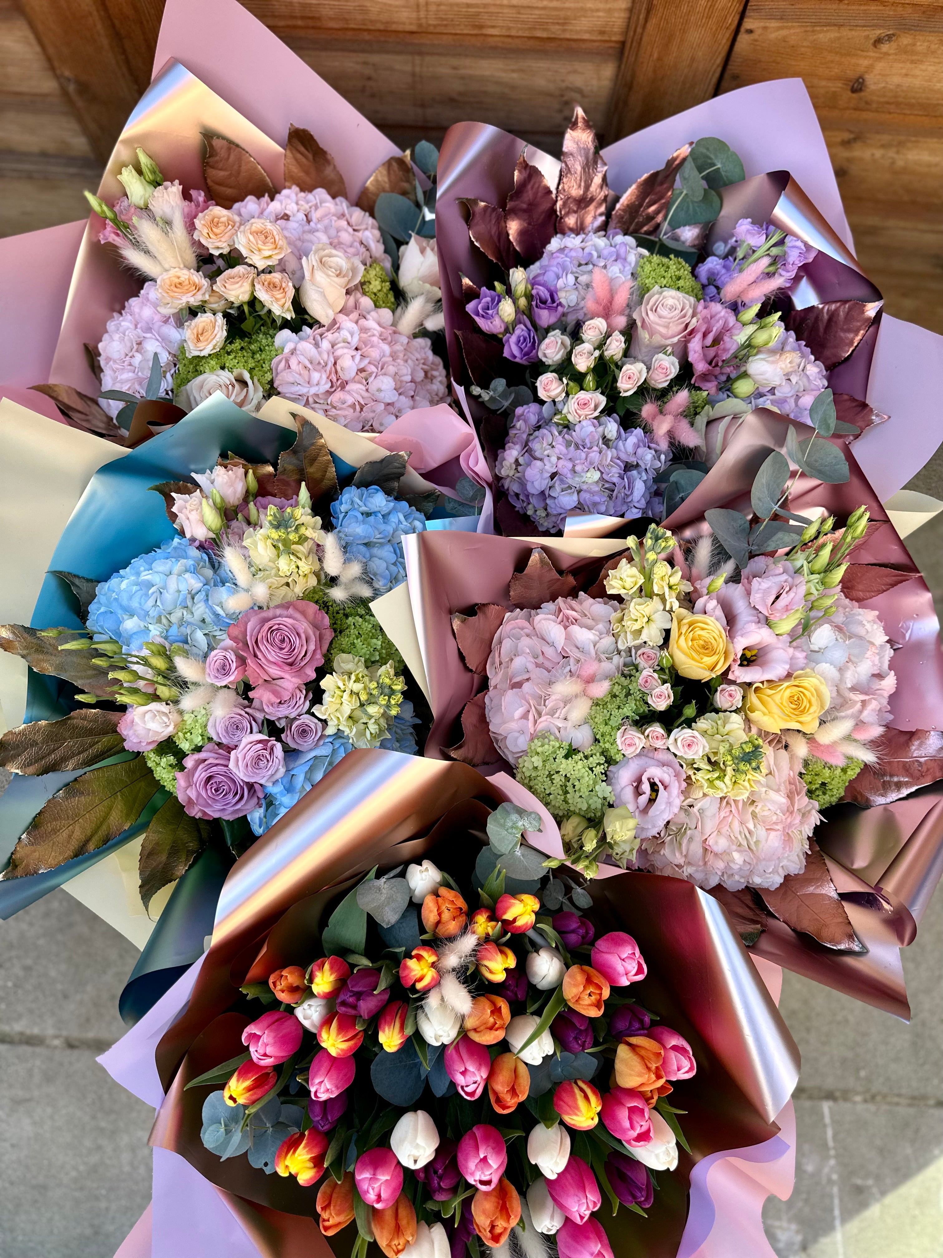 Flower Delivery in Liverpool | Luxury Flowers | Flower Days Florists